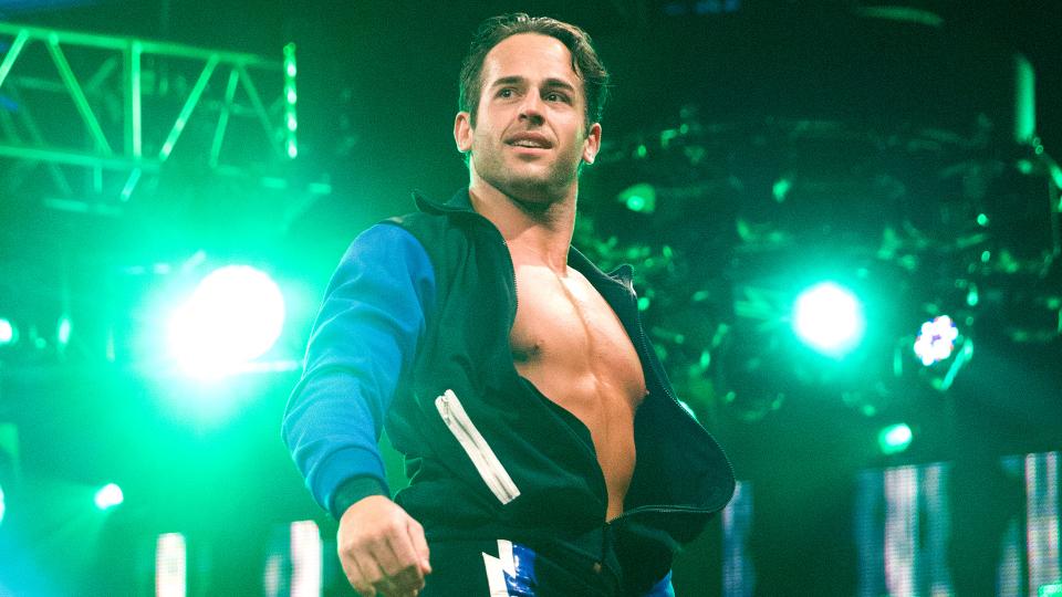 Roderick Strong é pai pela primeira vez