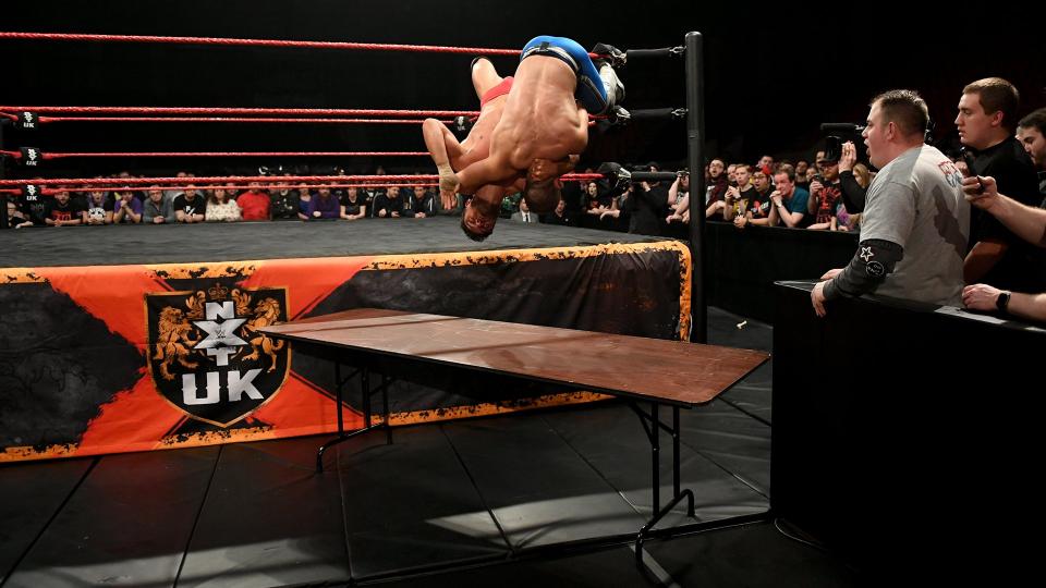 WWE NXT UK (06/03/2019): Falls Count Anywhere Match