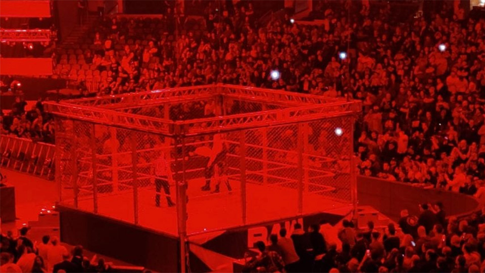 Steel Cage Match acontece depois do WWE Raw