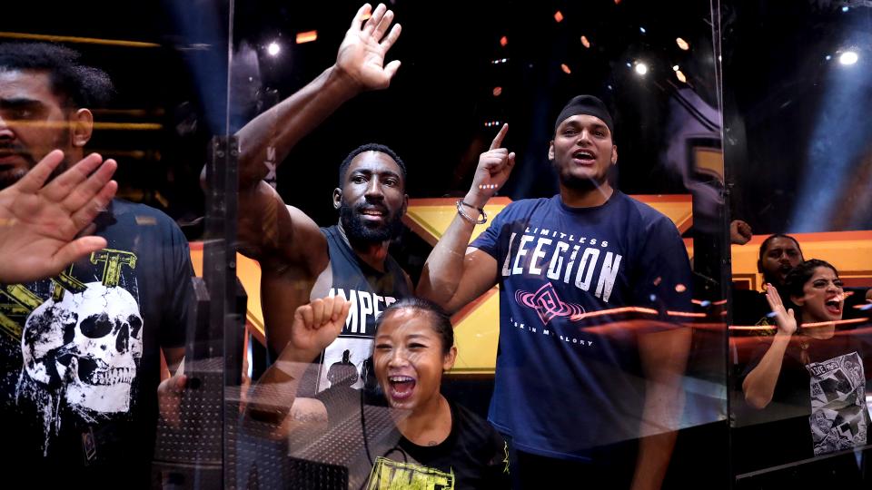 WWE obriga público a usar máscaras durante gravações