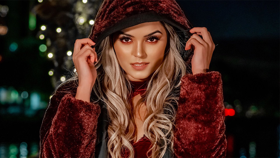 Tay Conti revela quem a ajudou a assinar pela AEW