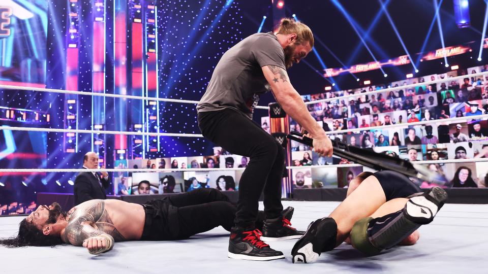 Razão do "heel turn" de Edge no Fastlane