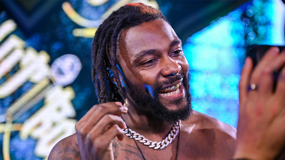 Isaiah "Swerve" Scott está a caminho da AEW