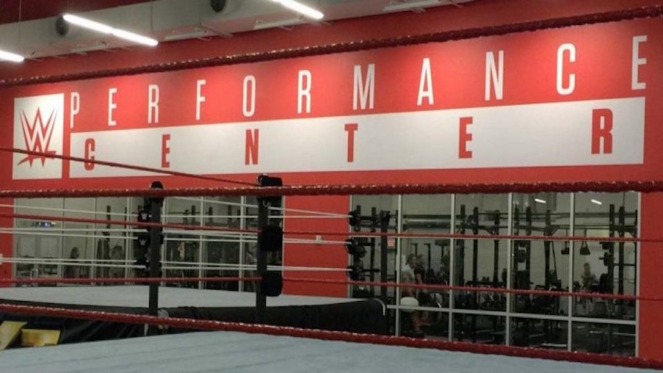 WWE planeia alterar localização do Performance Center