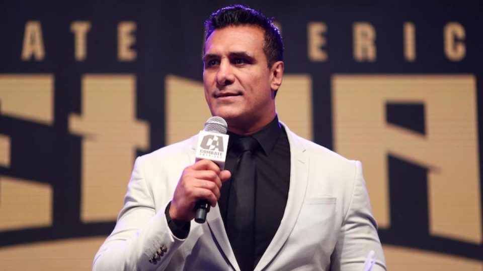 Alberto Del Rio assina contrato com a UFC