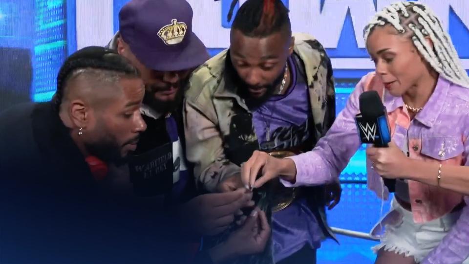 Edge fez grandes elogios aos Hit Row