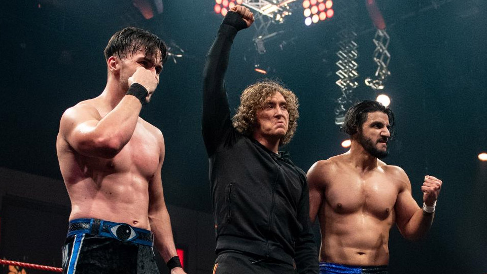 WWE NXT UK (18/11/2021): Tag Team Match