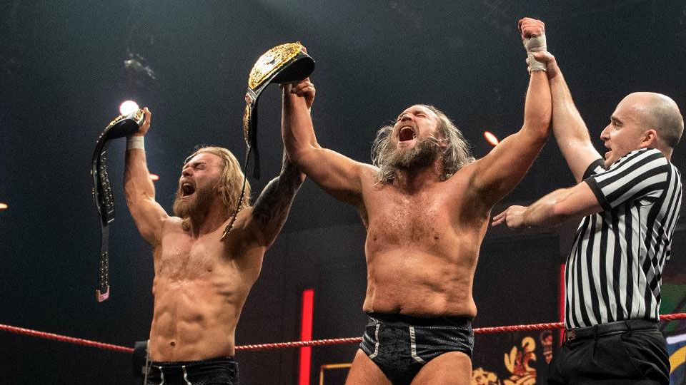 WWE NXT UK (09/12/2021): Tag Team Title Match