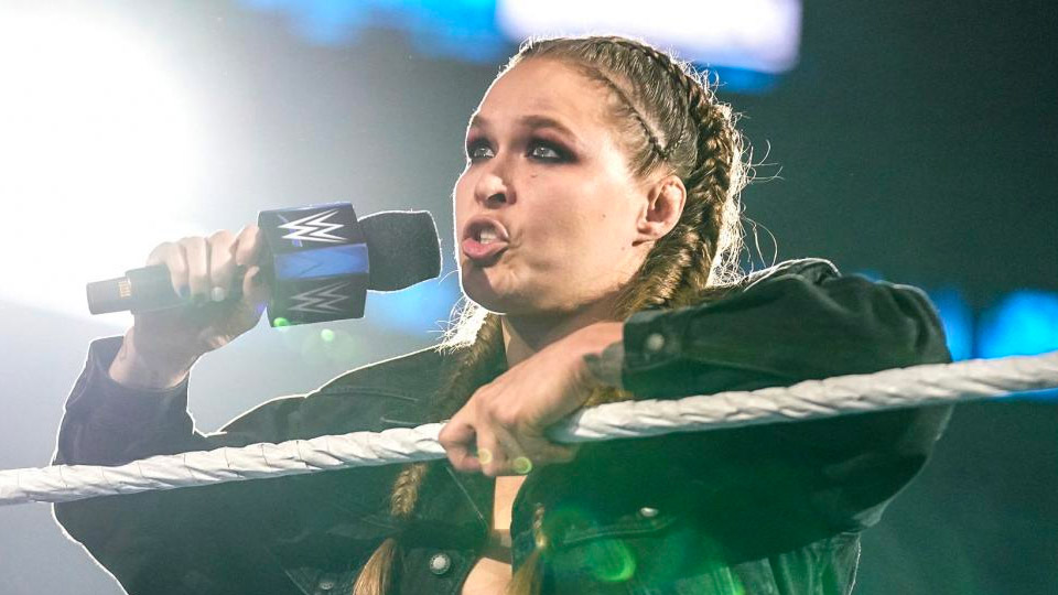 Ronda Rousey quer Charlotte Flair num "I Quit" Match