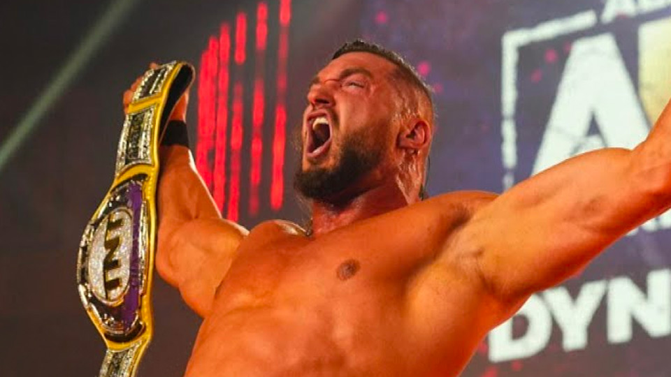 Wardlow conquista o TNT Championship