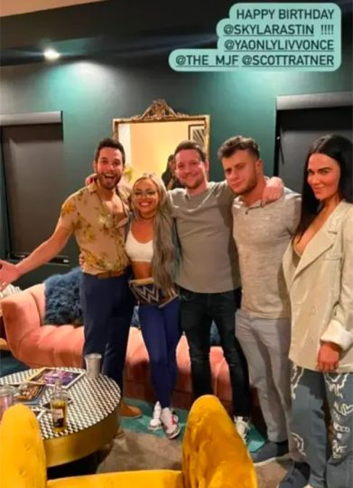 MJF e Liv Morgan aparecem juntos