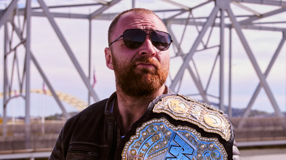 Jon Moxley renova por 5 anos com a AEW