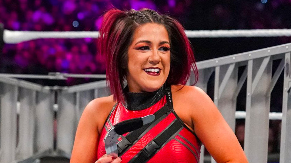 Bayley quer título secundário para divisão feminina