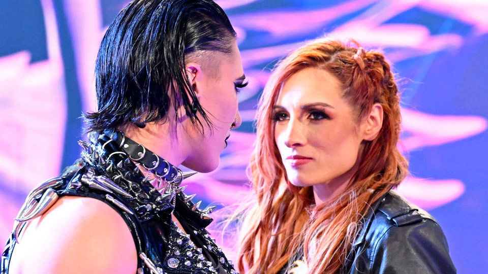 Becky Lynch: "Quero tirar o título à Rhea Ripley"
