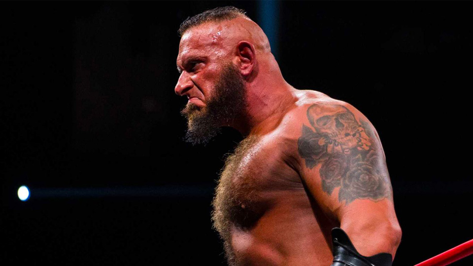 Konnor assina com o Impact Wrestling