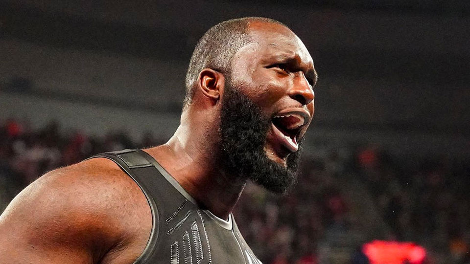 Omos fala sobre possível face-turn