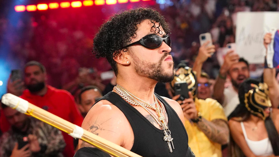 Bad Bunny pode voltar a lutar em breve na WWE