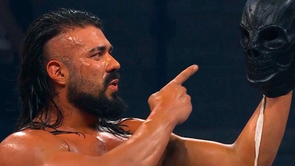 Andrade El Idolo recupera máscara em Ladder Match