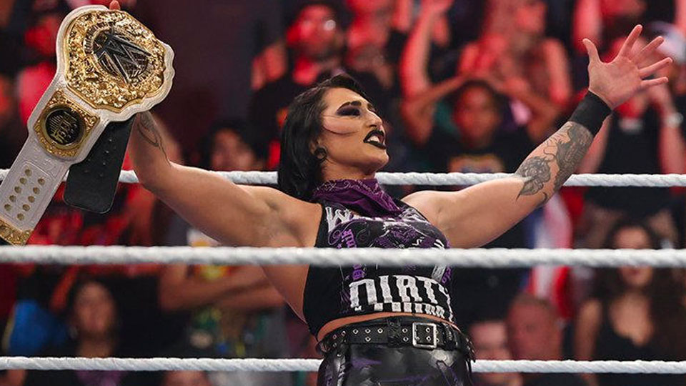 Rhea Ripley quer enfrentar Becky Lynch na WrestleMania 40