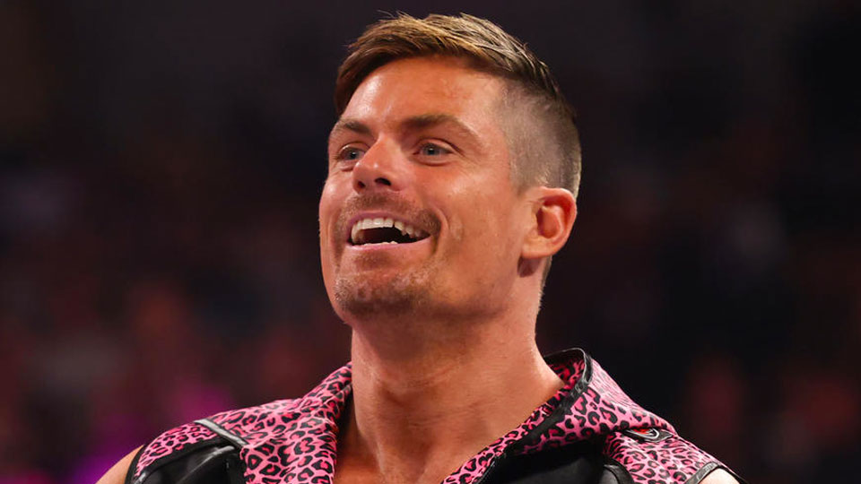 Grayson Waller provoca fãs de Taylor Swift