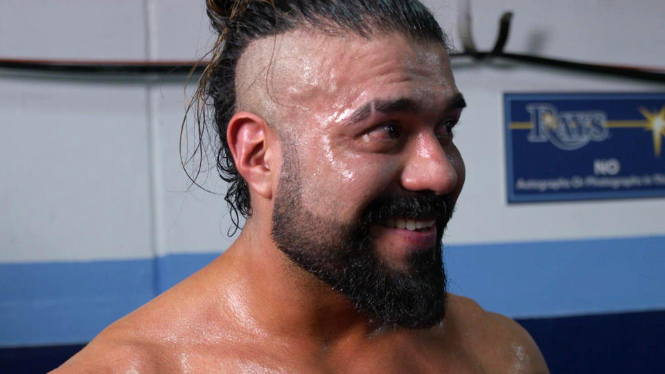 Andrade comenta saída e regresso à WWE