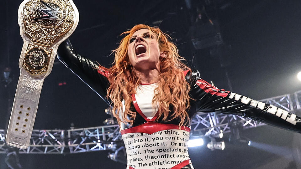 Becky Lynch é a nova Women's World Champion