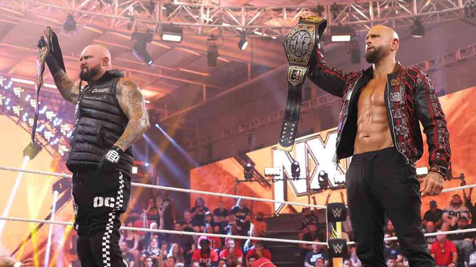 The OC atacam NXT Tag Team Champions