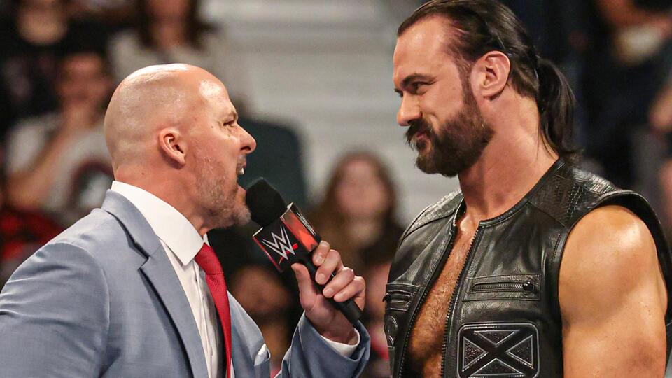 Adam Pearce reage à ida de Drew McIntyre para o SmackDown