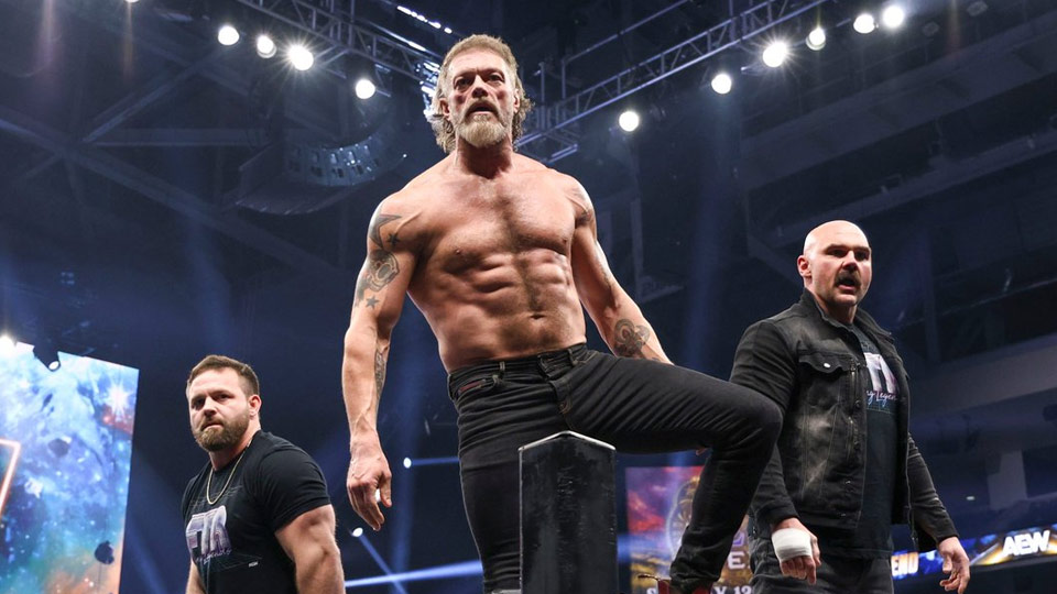 Rated FTR falam ao público após o Fight for the Fallen