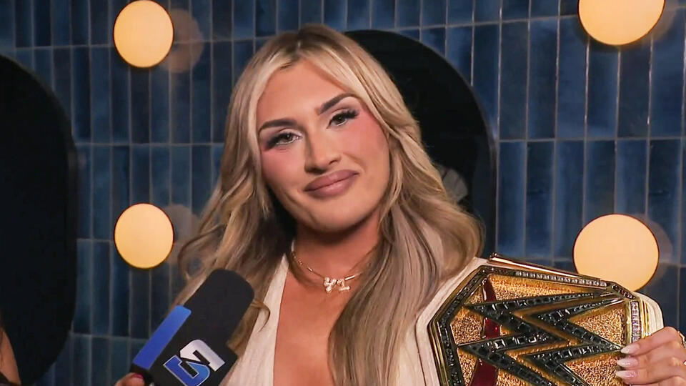 Tiffany Stratton reage a promo polémica com Charlotte Flair