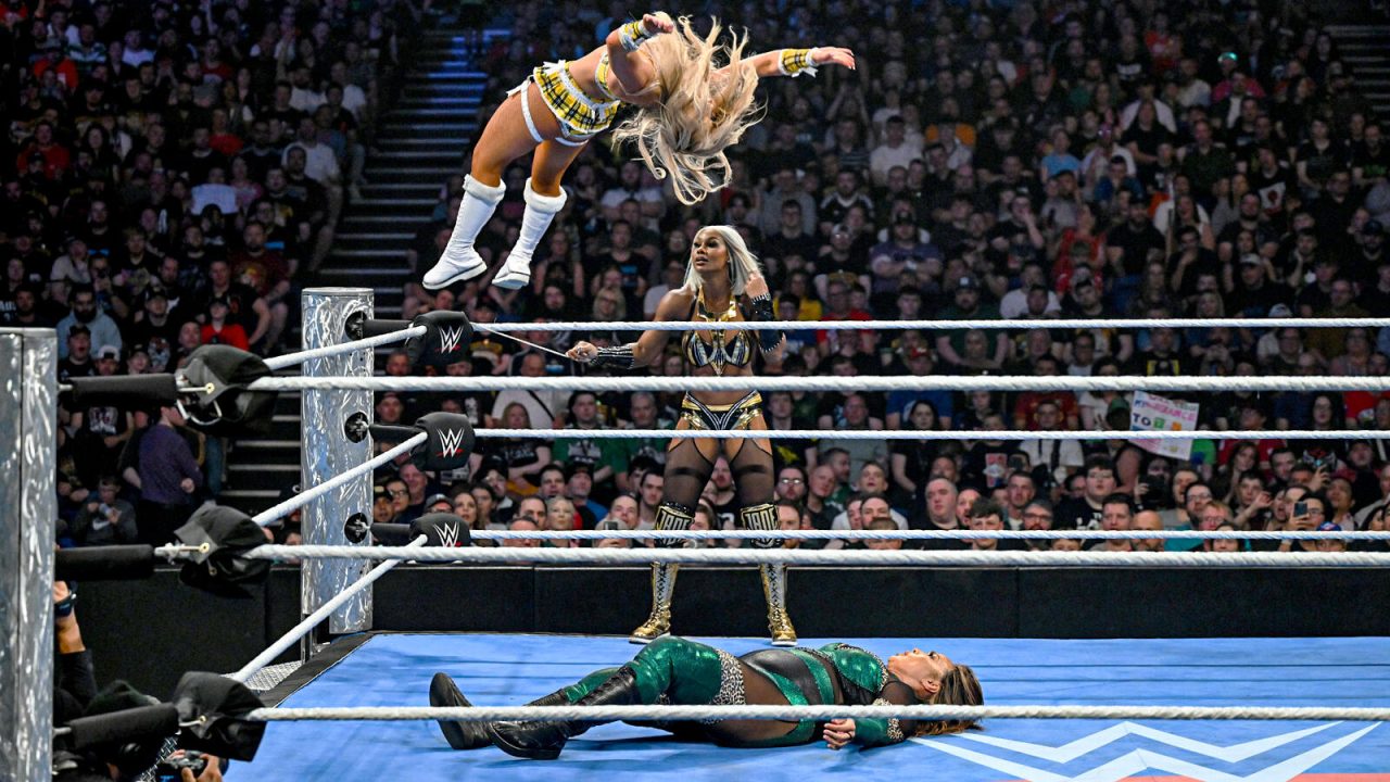 WWE SmackDown (22/08/2025): Tag Team Match