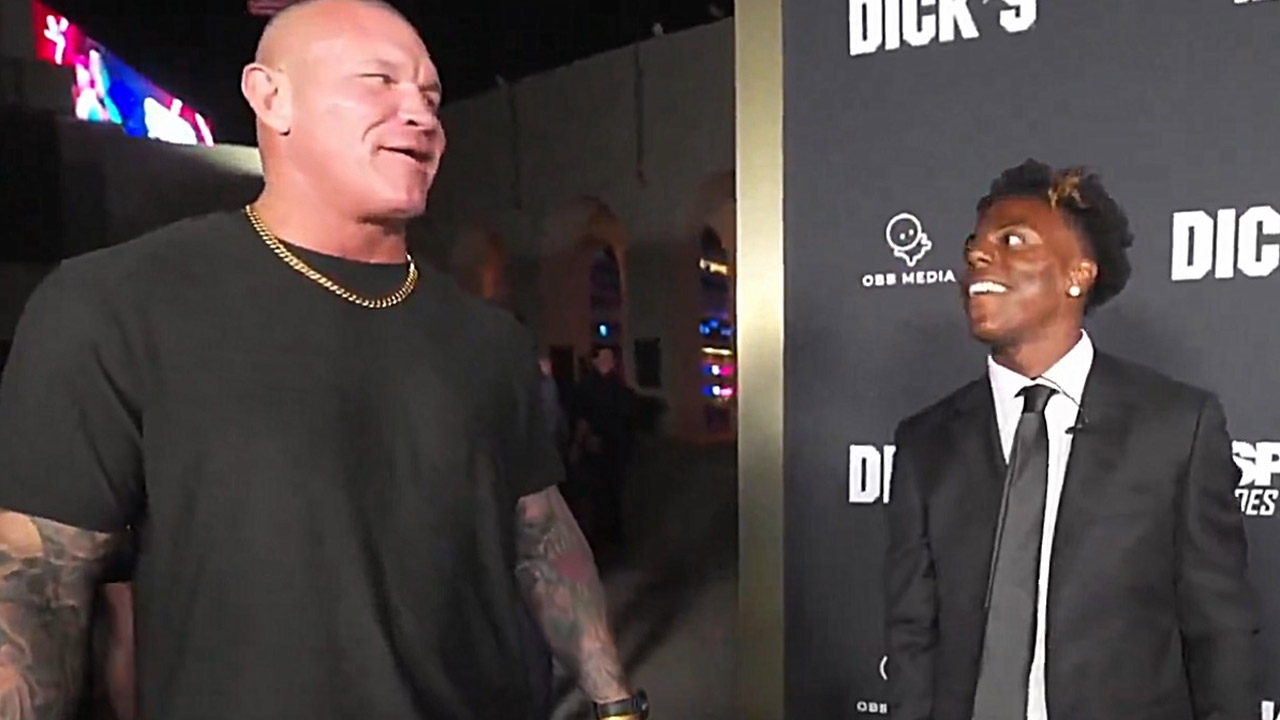 IShowSpeed tenta aplicar RKO em Randy Orton