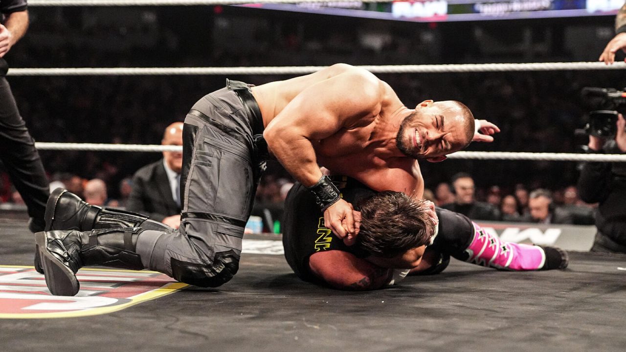 Austin Theory explica ataques e dá vitória aos The Vision